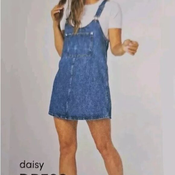 Re Generation | Dresses | Re Generation By Celebrity Pink Daisy Dress ...